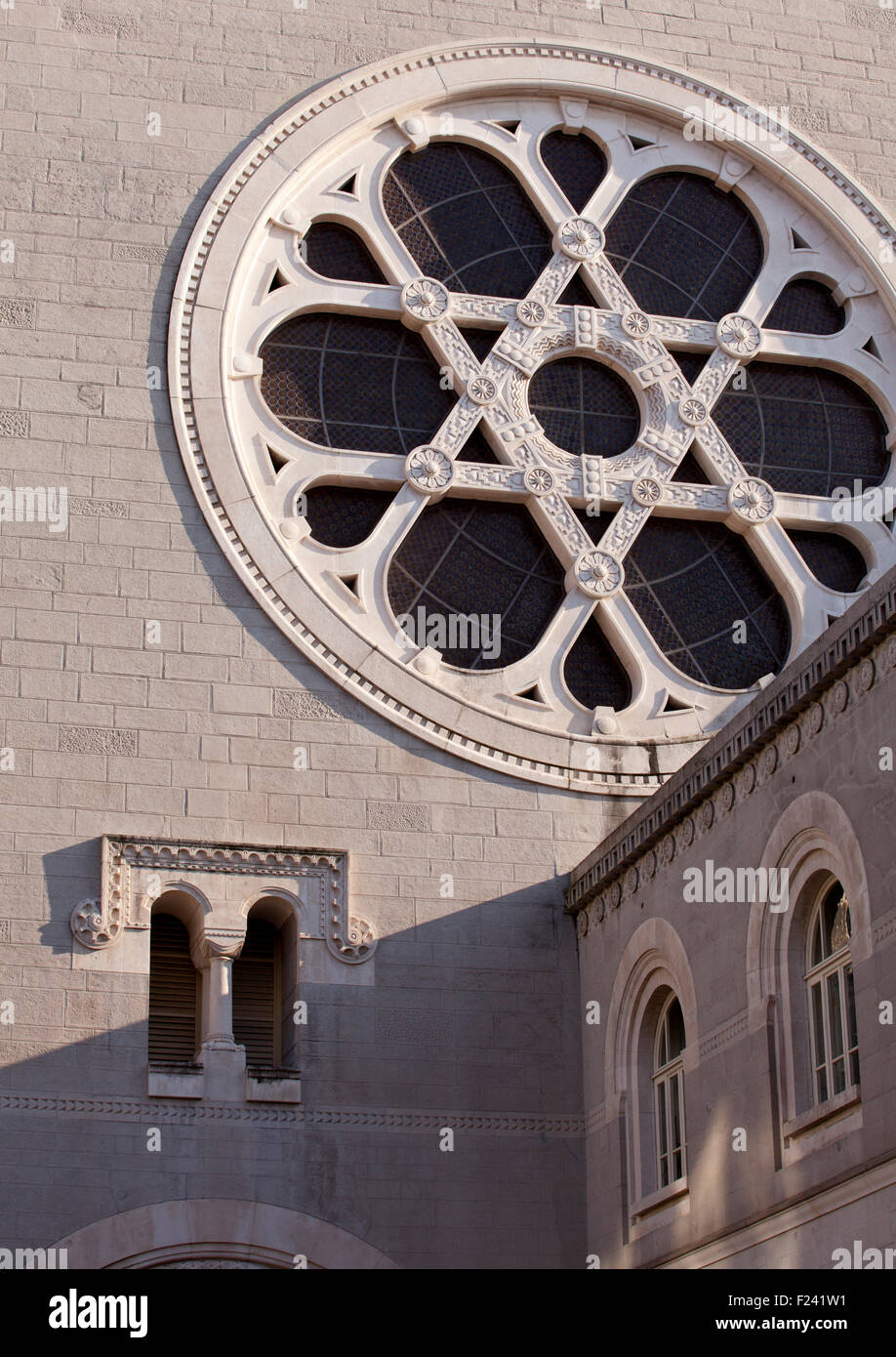 Synagogue window hi-res stock photography and images - Alamy