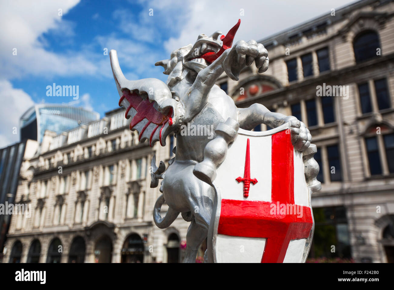 City of london shield hi-res stock photography and images - Alamy