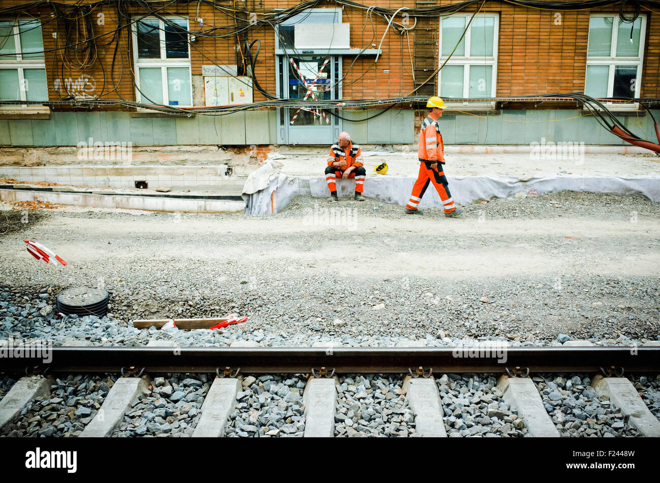 railways workers resting Stock Photo - Alamy