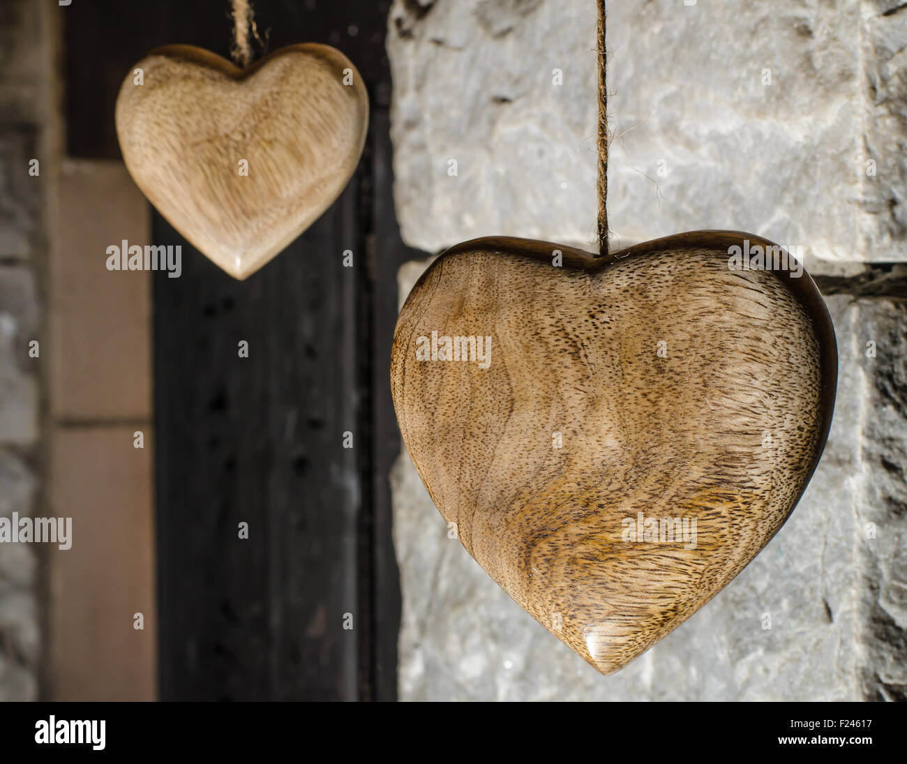 Hanging stone hi-res stock photography and images - Alamy