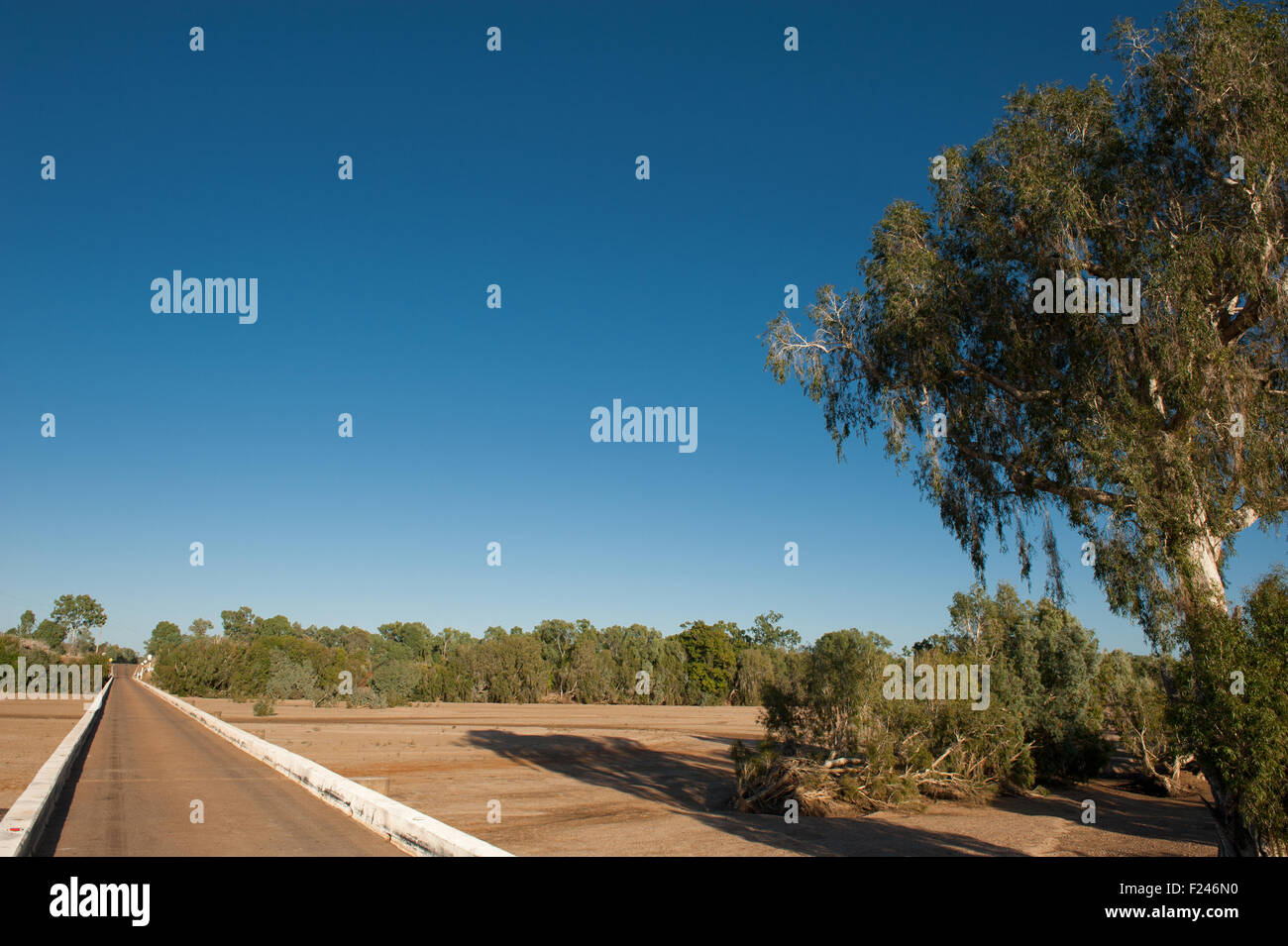 Gilbert river crossing in Carpentria Shire, Outback Queensland ...