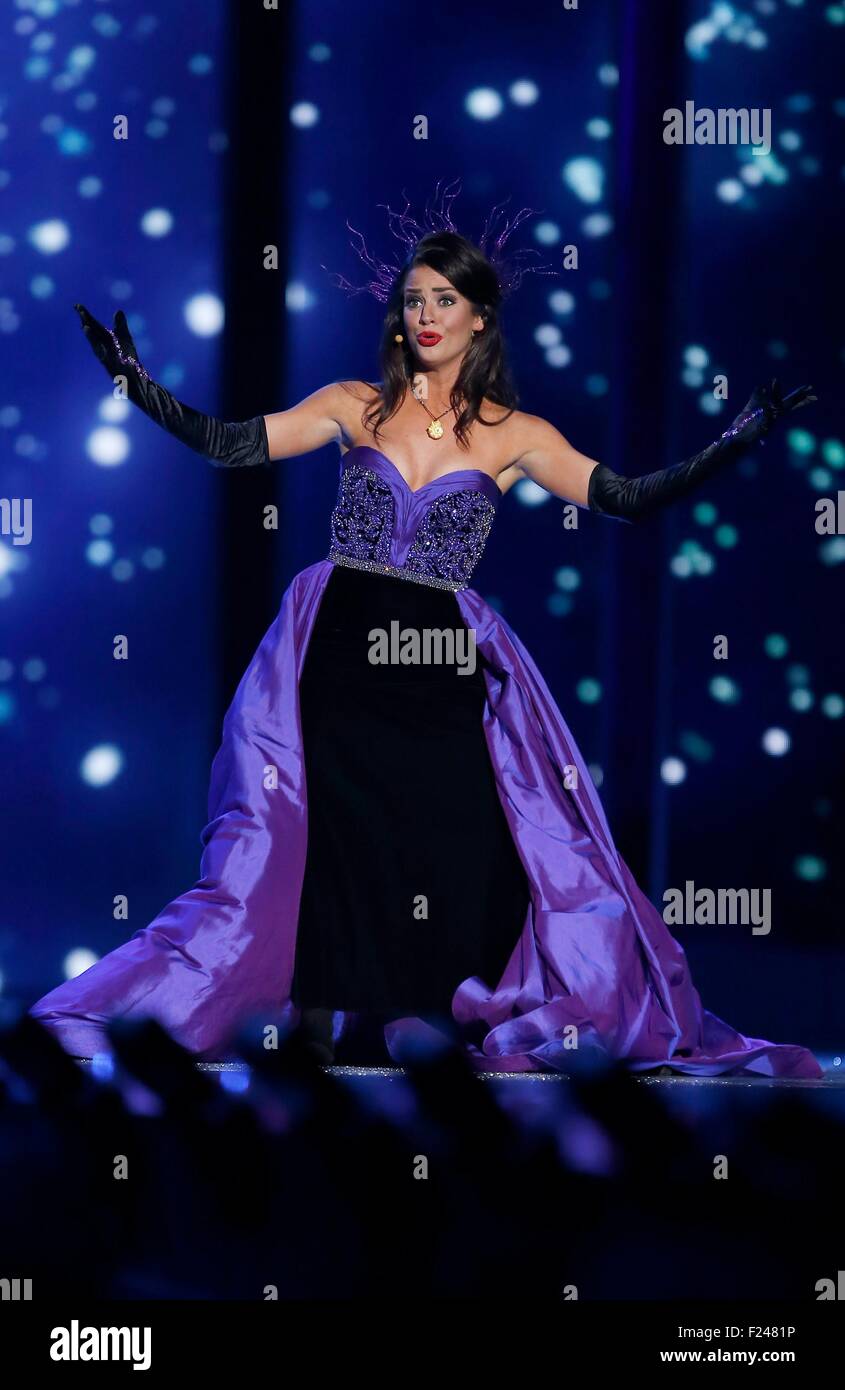 Alexandra curtis hi-res stock photography and images - Alamy