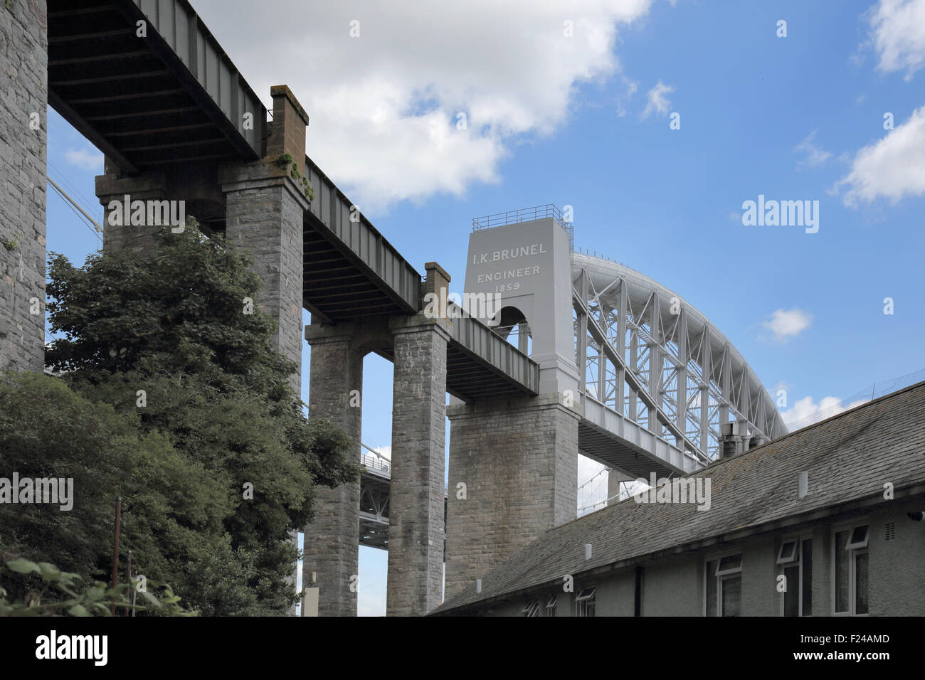 the tamar bridge built by brunel linking plymouth and saltash Stock ...