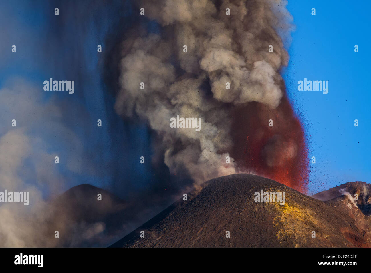 The highest volcano in Europe erupting Stock Photo - Alamy