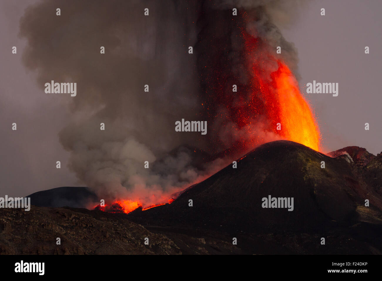 The highest volcano in Europe erupting Stock Photo - Alamy