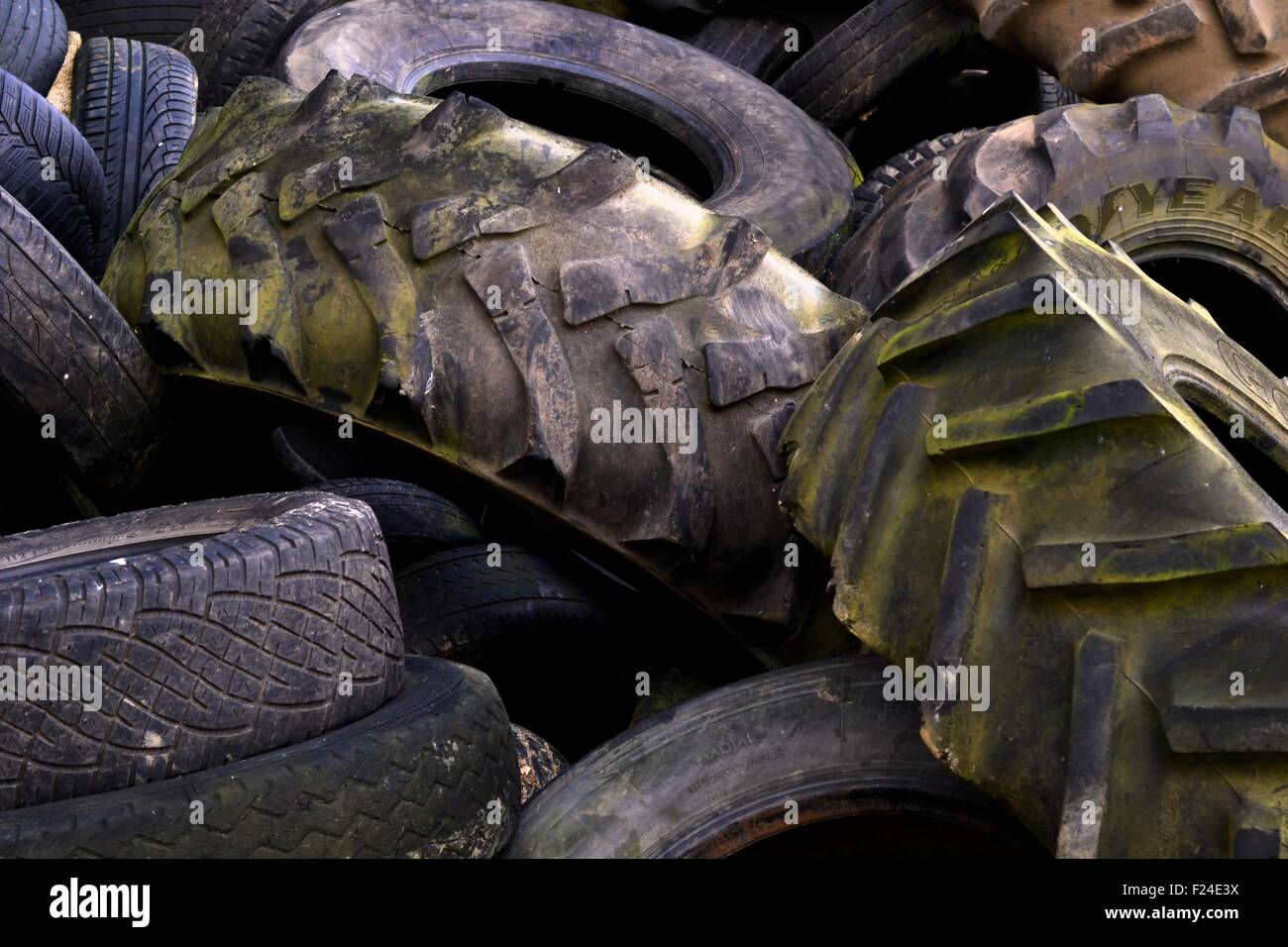 Pile old tyres used hi-res stock photography and images - Alamy