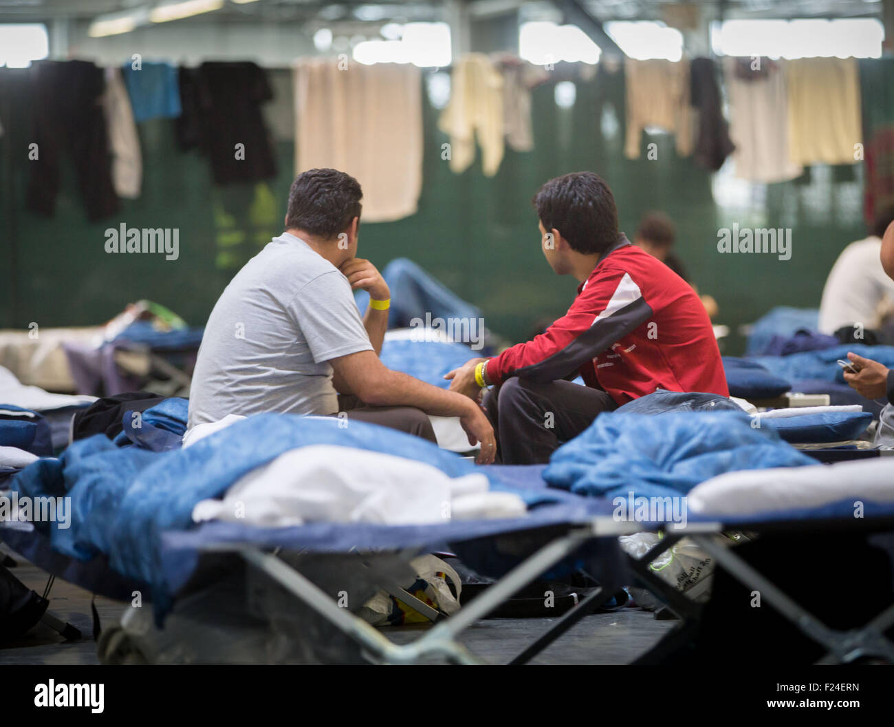Refugee beds hi-res stock photography and images - Alamy