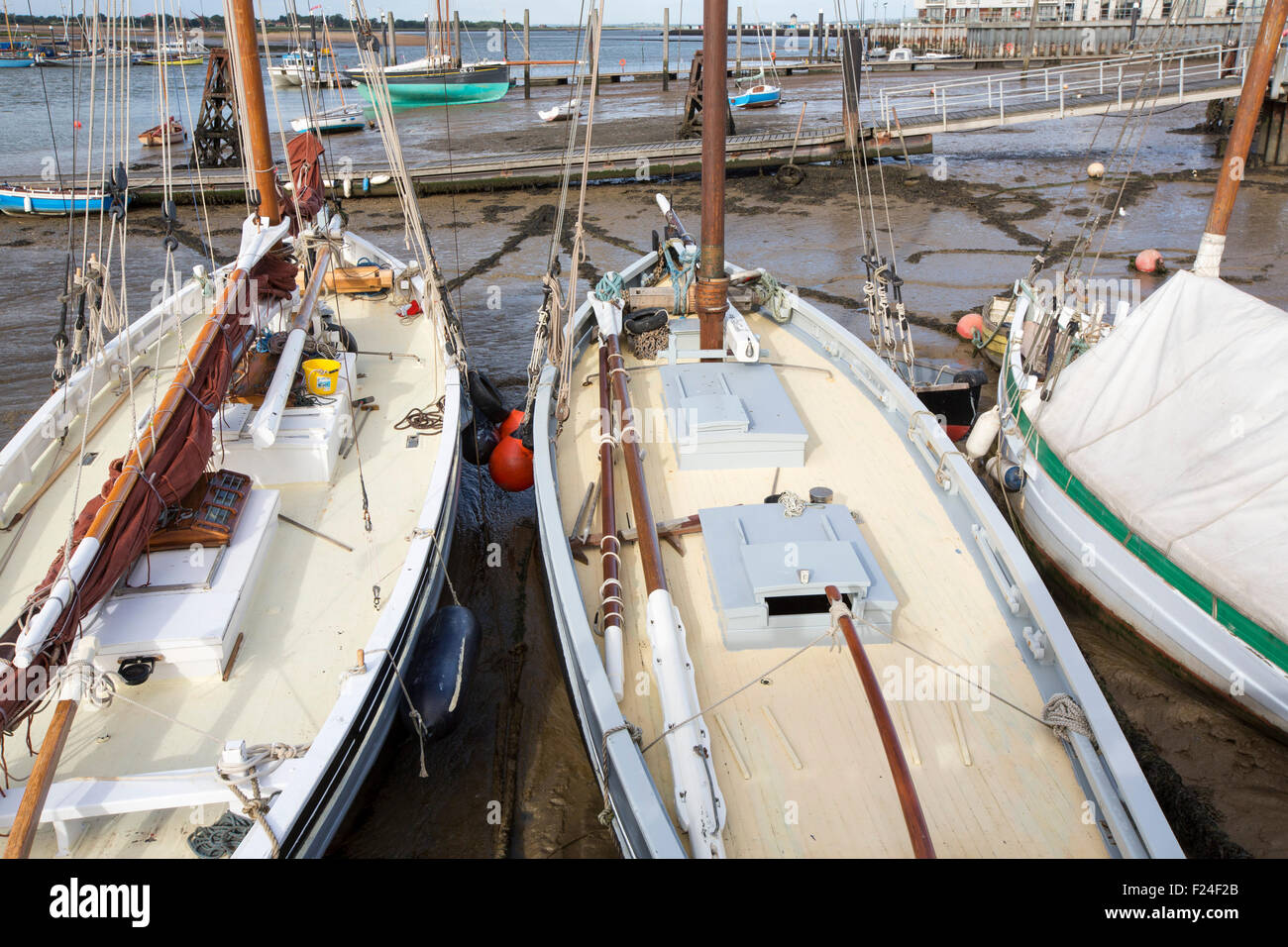 Traditional wooden smack fishing boats hi-res stock photography and ...