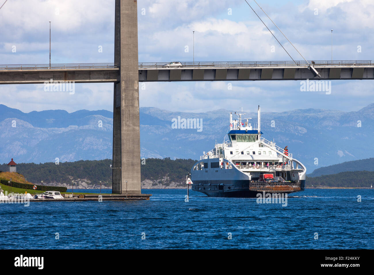 Car ferry port hi-res stock photography and images - Alamy