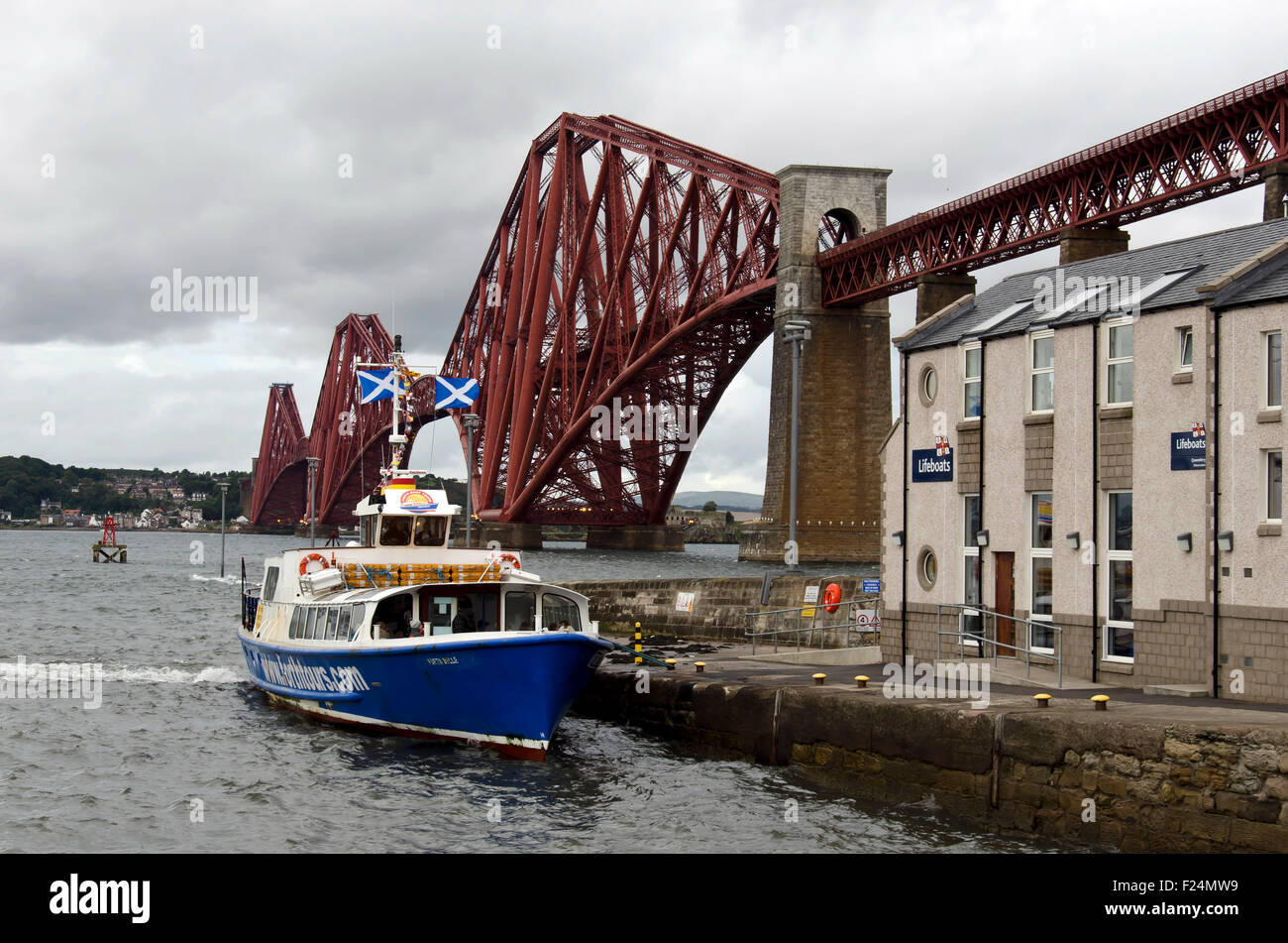 The "Forth Belle" boat which carries passengers from South Queensferry ...