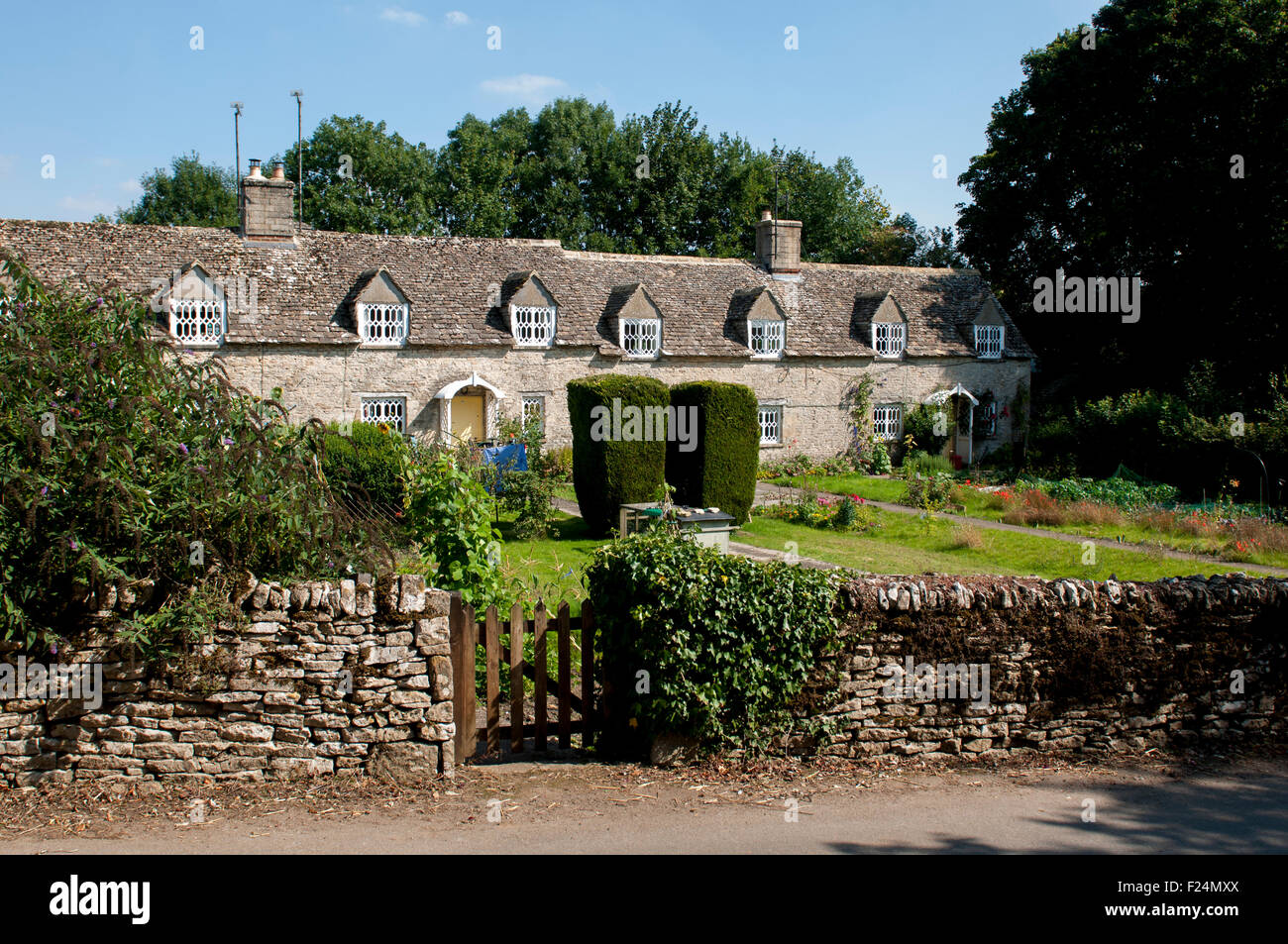 Calmsden hi-res stock photography and images - Alamy