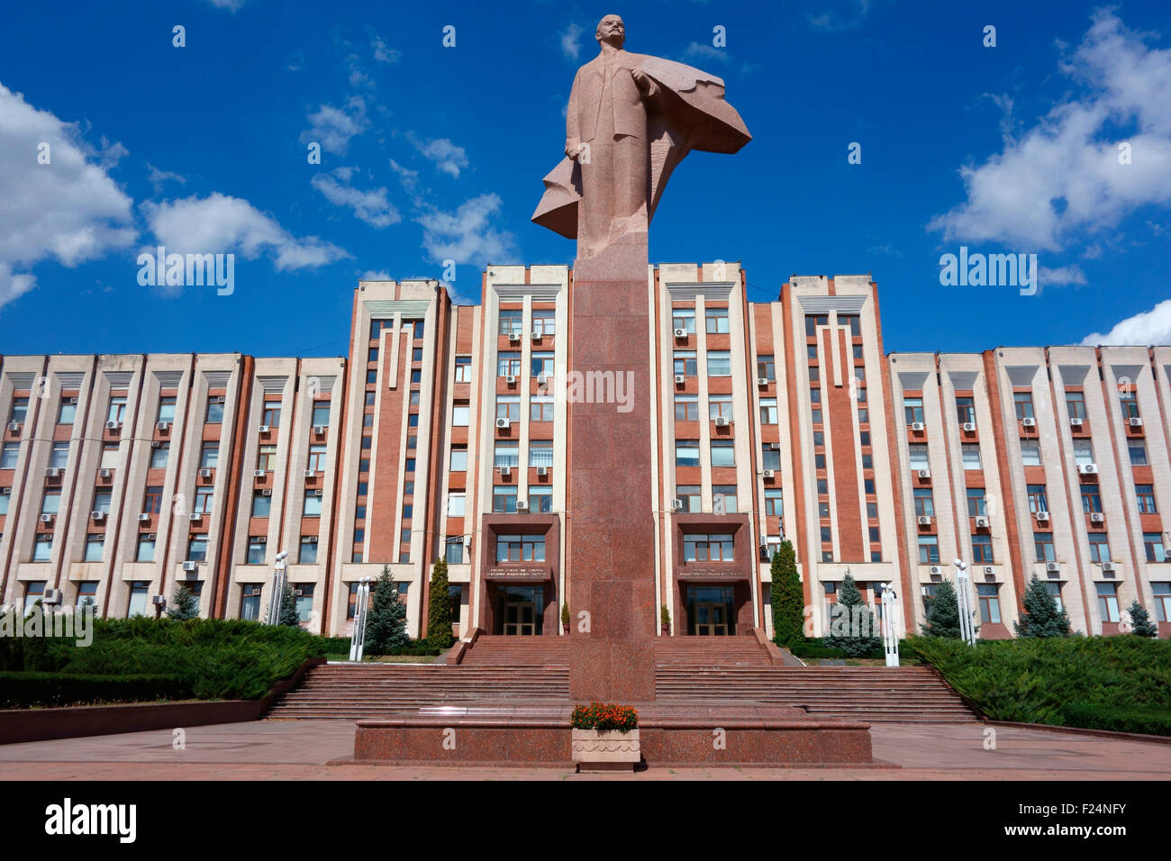Statue of Vladimir Lenin in front of the Transnistrian Parliament ...