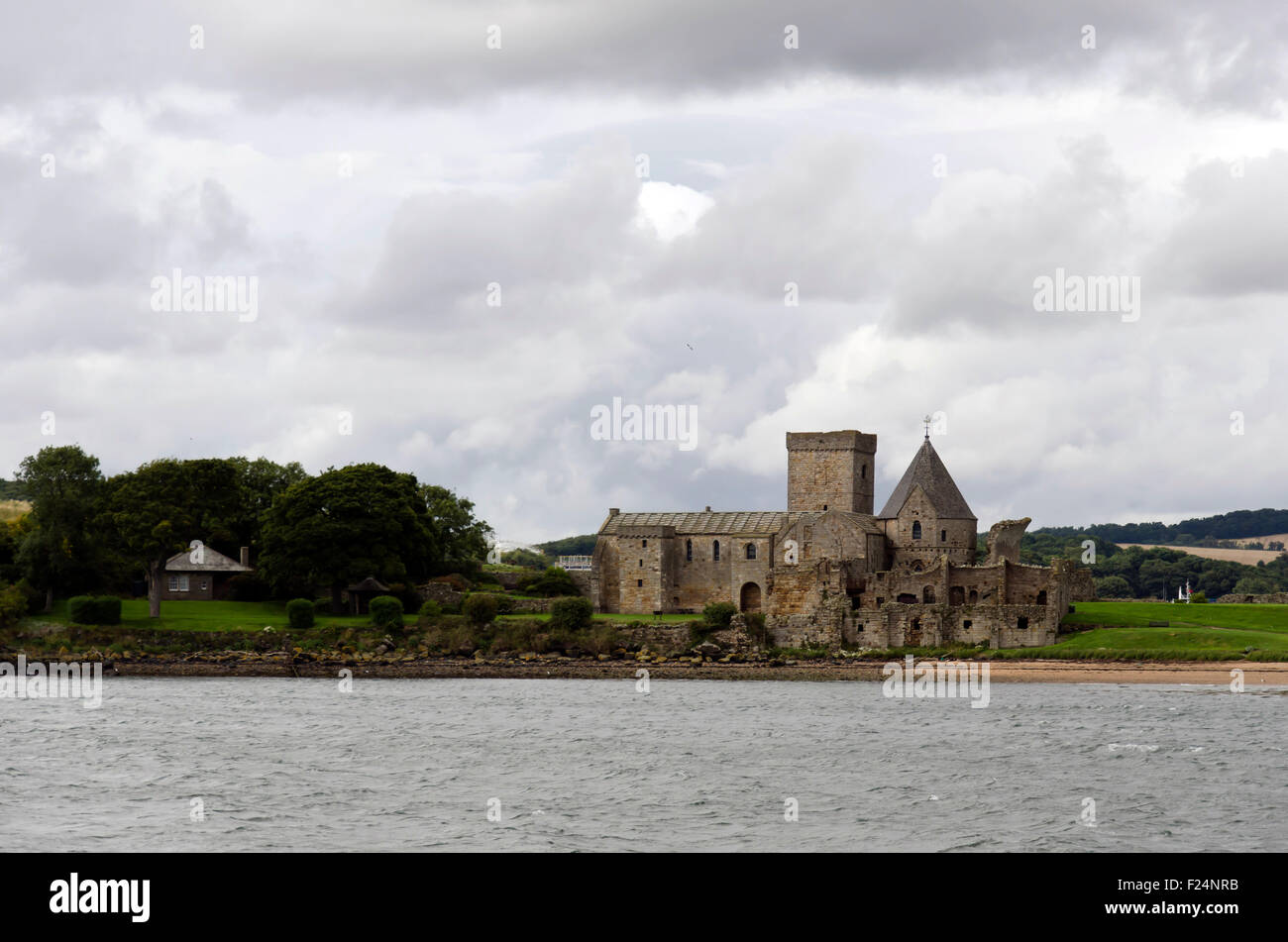 Inchcolm island ferry hi-res stock photography and images - Alamy