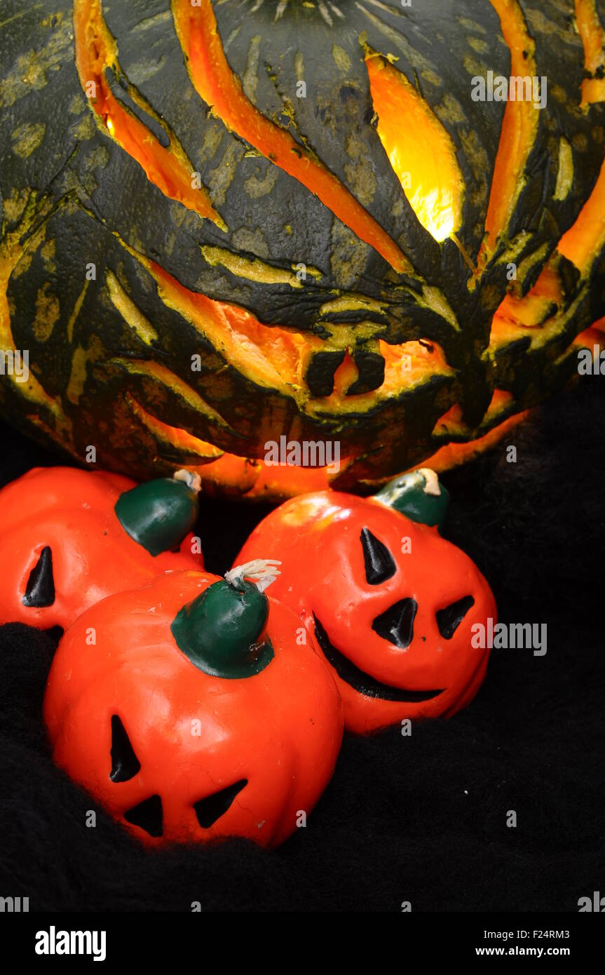 Scene of Halloween pumpkins for background Stock Photo - Alamy
