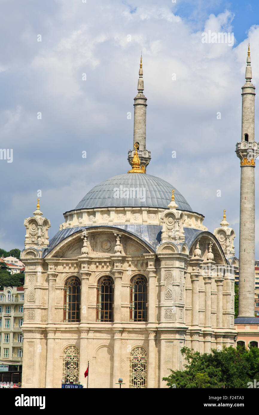 Beautiful mosque in Istanbul,Turkey Stock Photo - Alamy