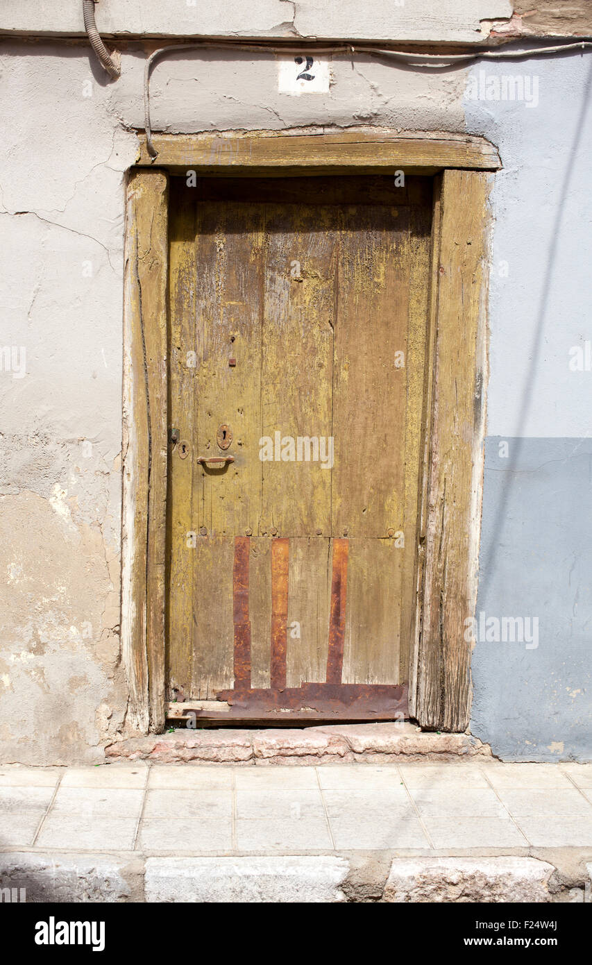 Photo of an Old door in Leon Stock Photo - Alamy