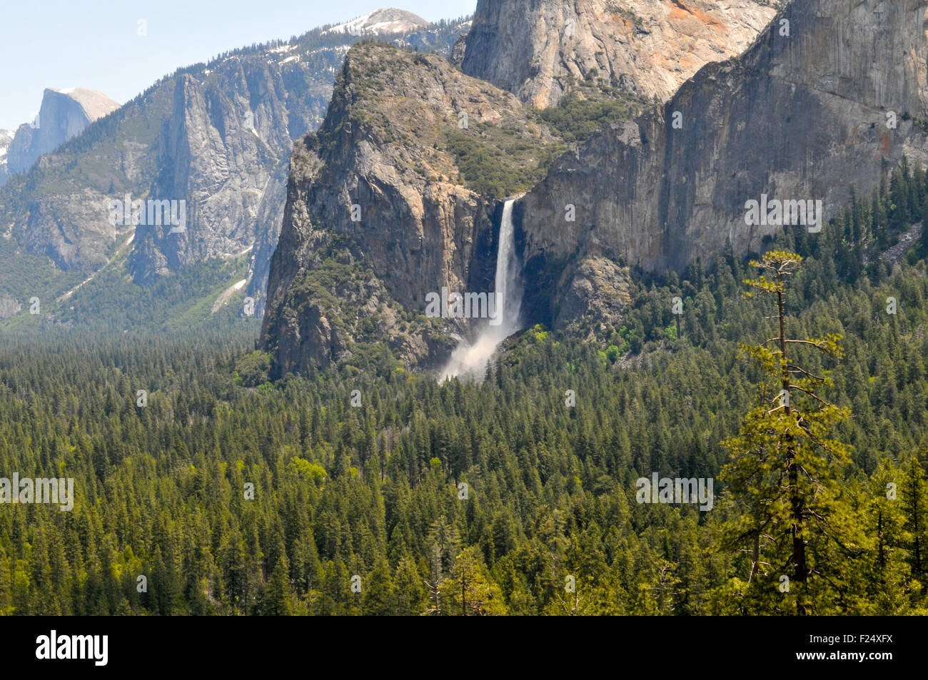 Waterfall in american mountain landscape hi-res stock photography and ...