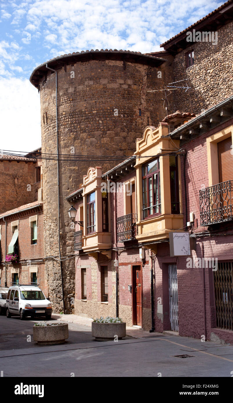 Leon city hi-res stock photography and images - Alamy