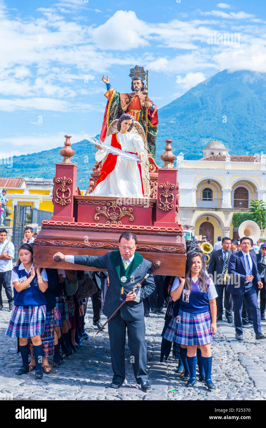 The Patron Saint of Antigua annual procession in Antigua Guatemala ...