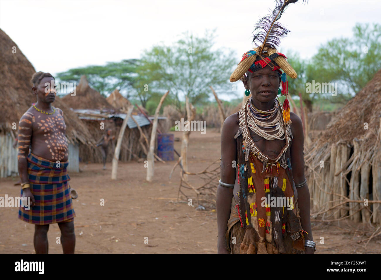 Mursi tribe warriors hi-res stock photography and images - Alamy
