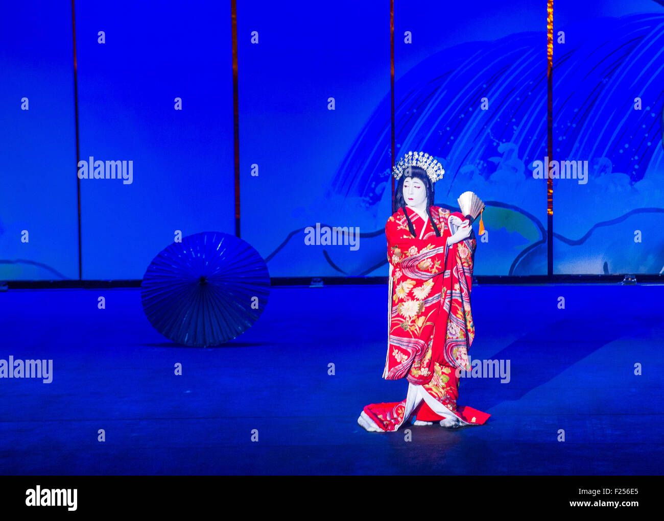 Traditional Japanese Kabuki performance in front of the Bellagio hotel ...