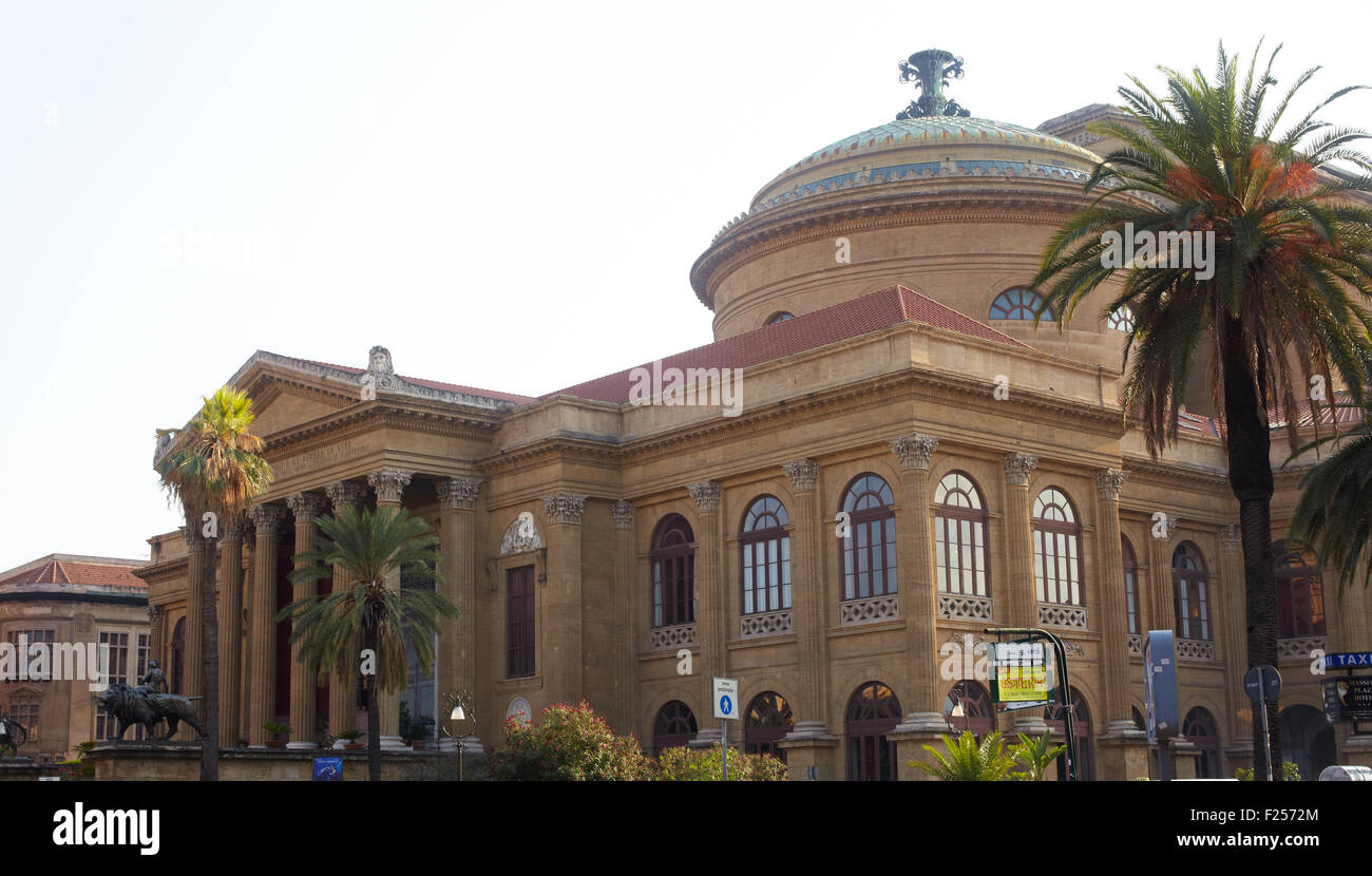 Palermo teatro massimo opera house hi-res stock photography and images ...