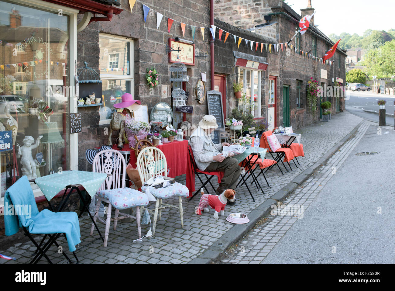 Cromford village hi-res stock photography and images - Alamy