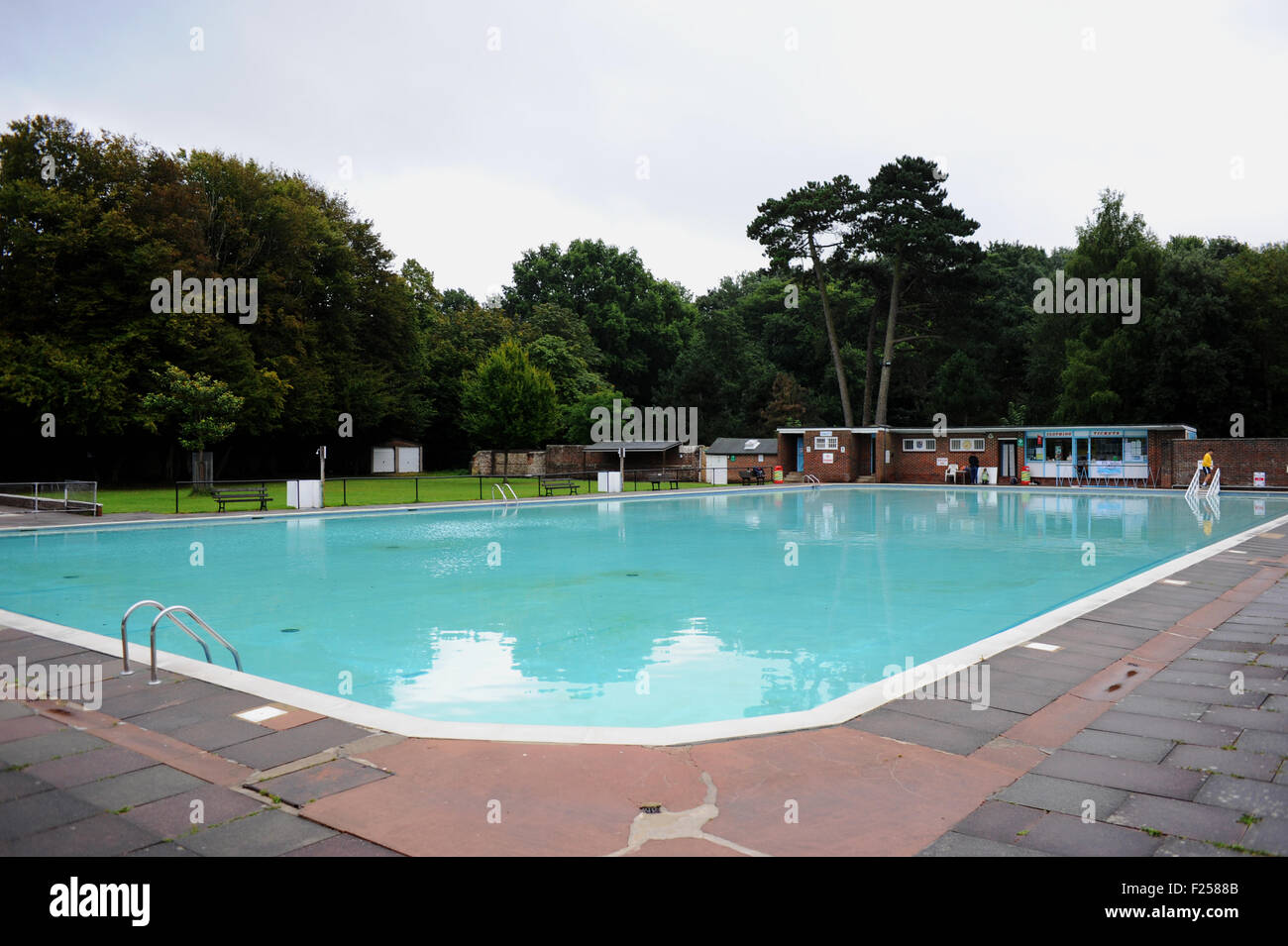 Pells pool, lewes hi-res stock photography and images - Alamy