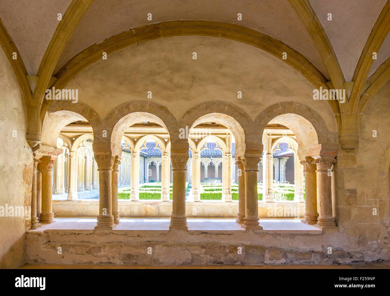 Charlieu hi-res stock photography and images - Alamy