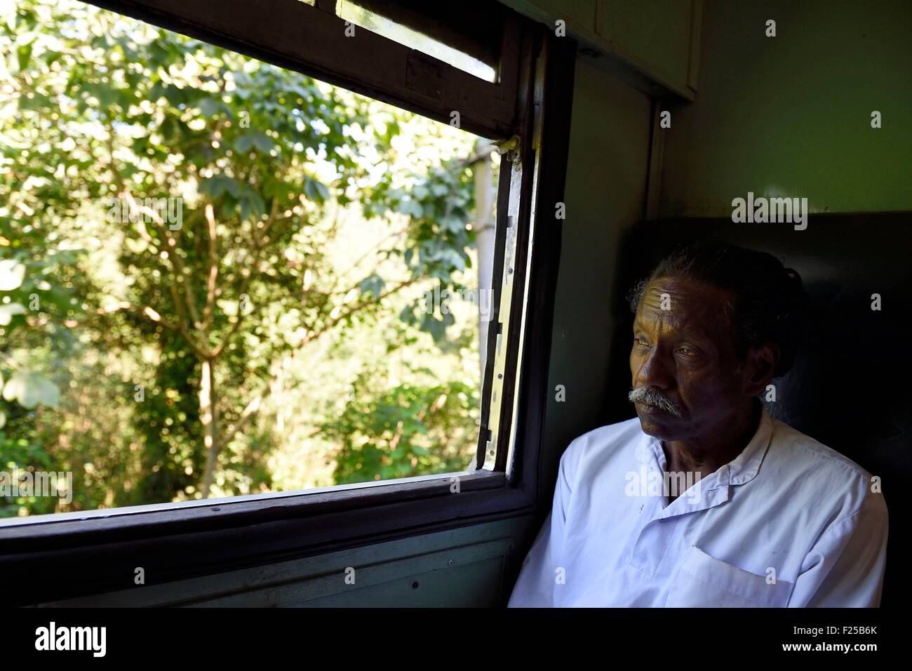 Sri Lanka, Uva Province, the popular scenic train ride through the tea ...