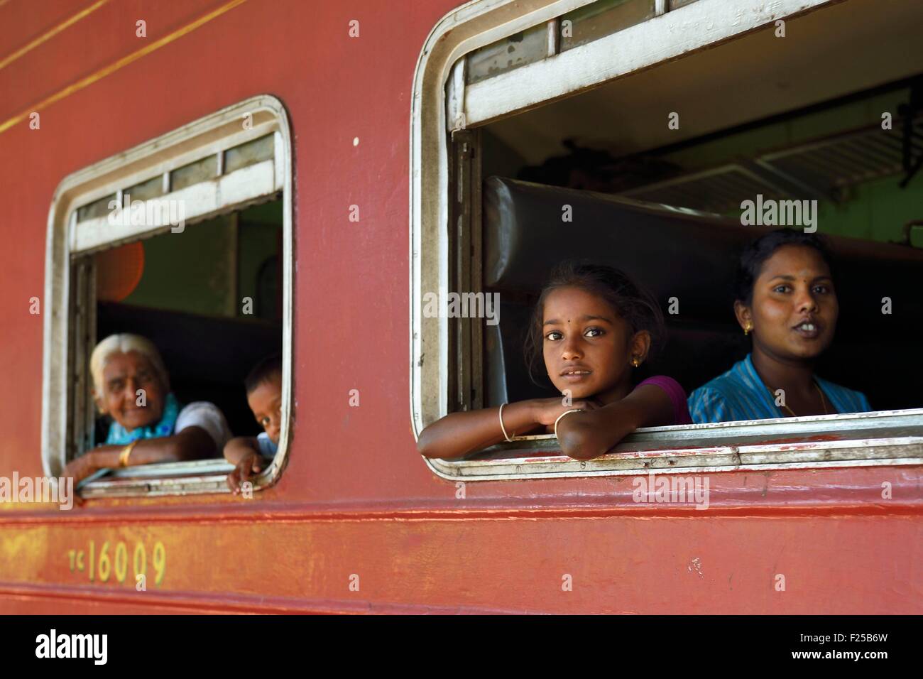 Sri Lanka, Uva Province, the popular scenic train ride through the tea ...
