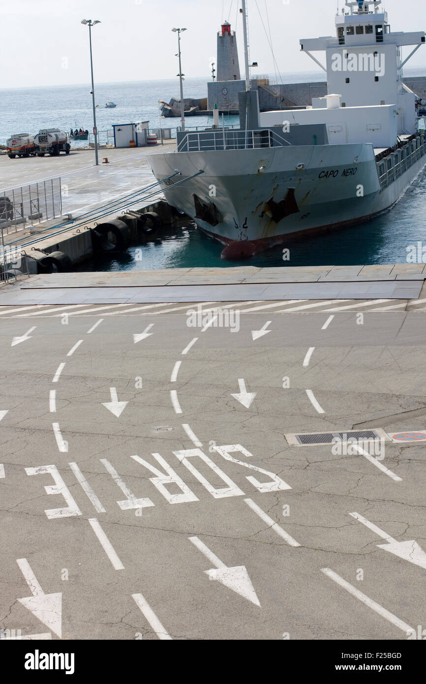 Signals for ship hi-res stock photography and images - Alamy