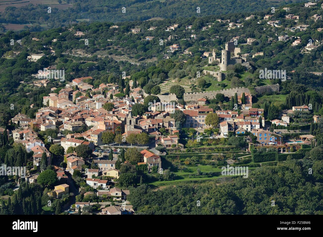 Grimaud Castle Stock Photos & Grimaud Castle Stock Images - Alamy