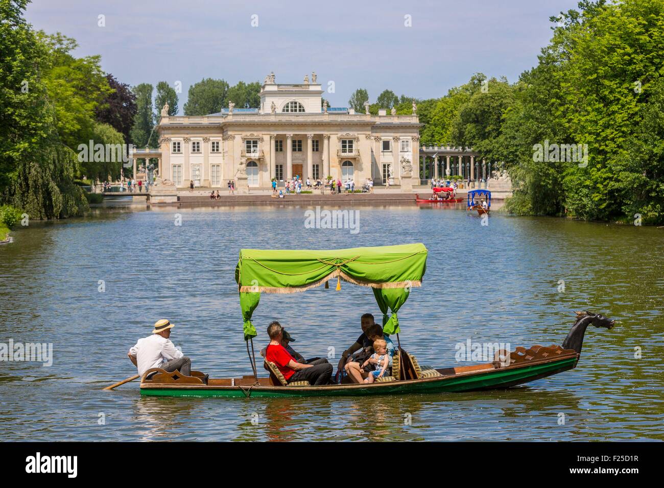 Warsaw water park hi-res stock photography and images - Alamy