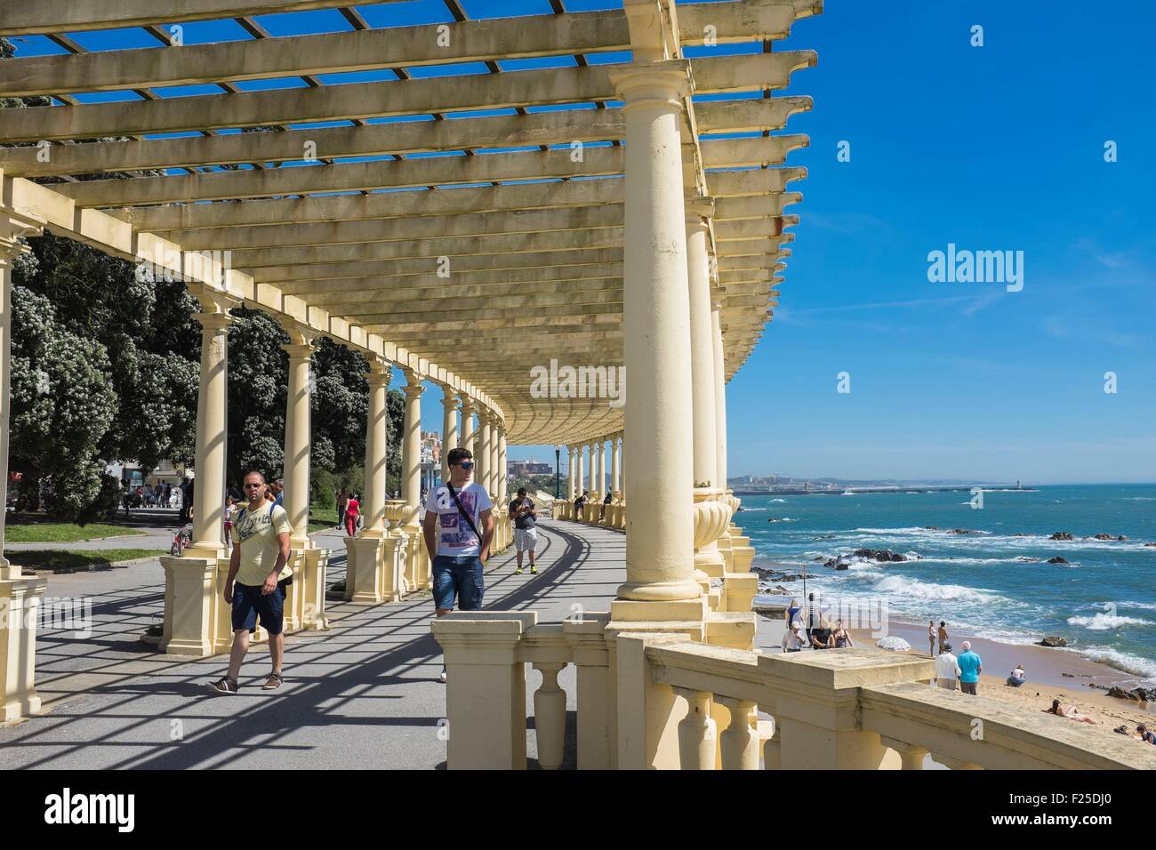 Portugal, North region, Porto, Foz do Douro seafront promenade Stock ...