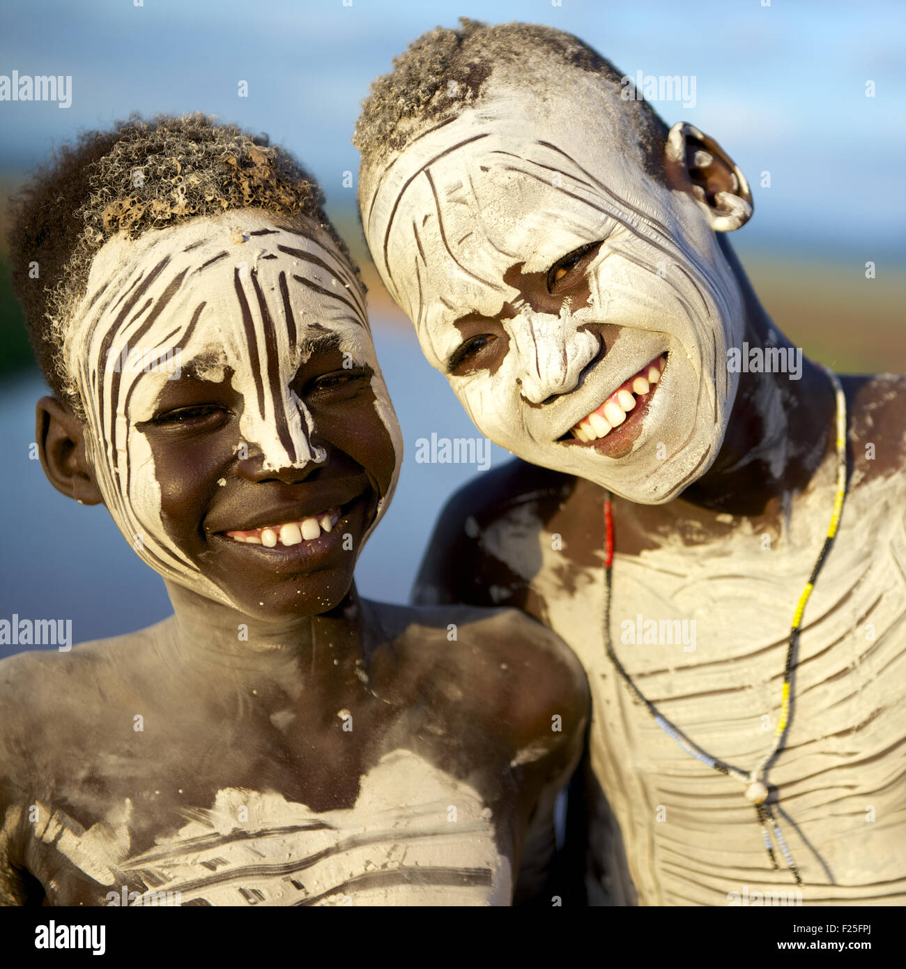 Mursi tribe warriors hi-res stock photography and images - Alamy