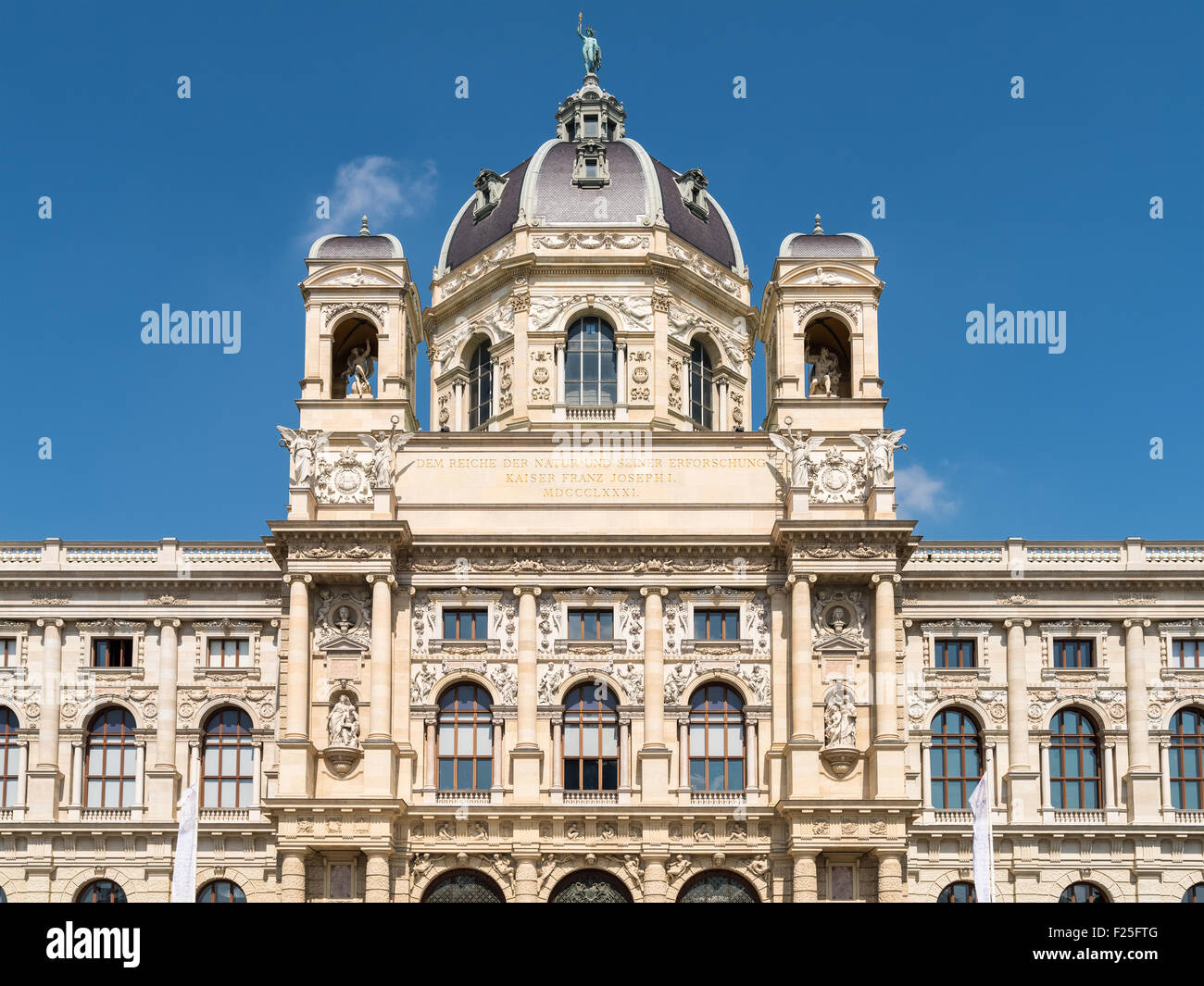 Built In 1889 The Museum of Natural History (Naturhistorisches Museum ...