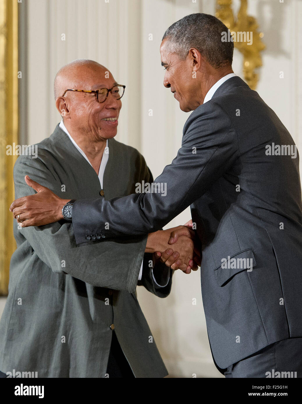 Ping chong theatre hi-res stock photography and images - Alamy