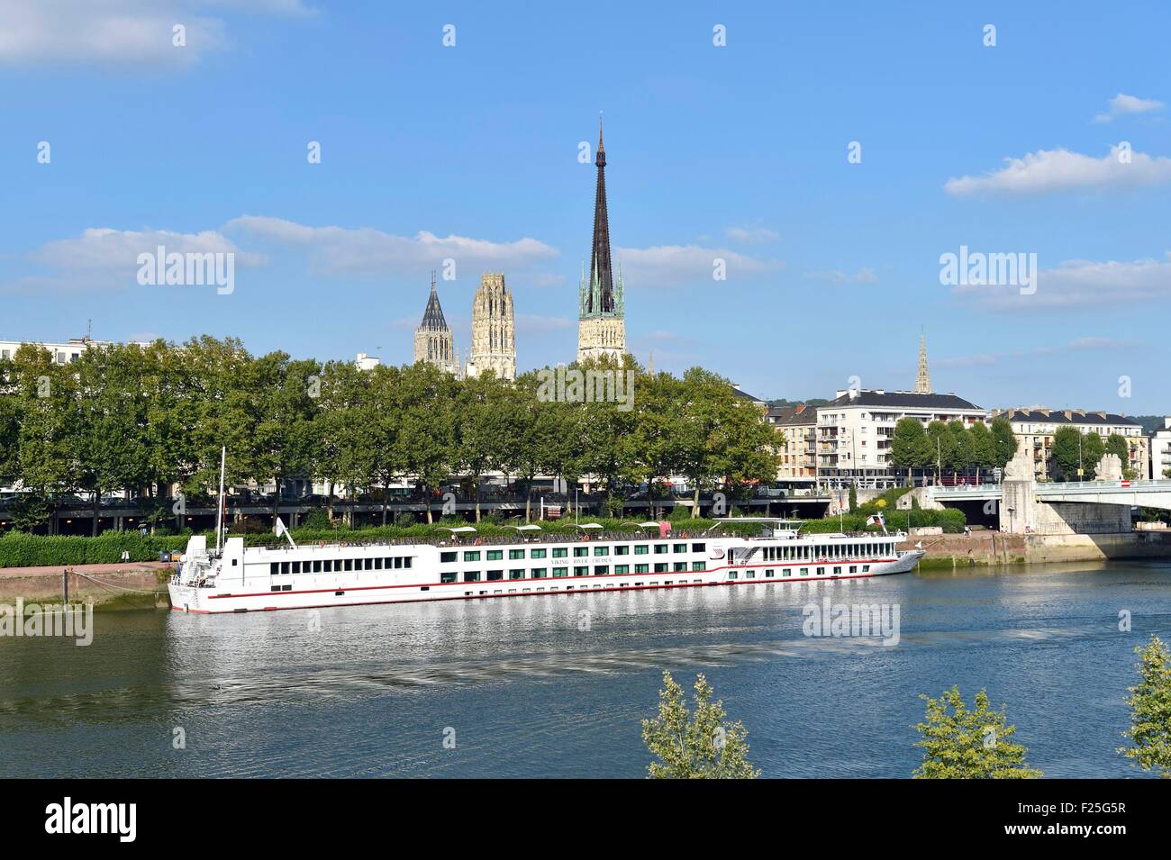 France, Seine Maritime, Rouen, Notre Dame cathedral and quays of the ...