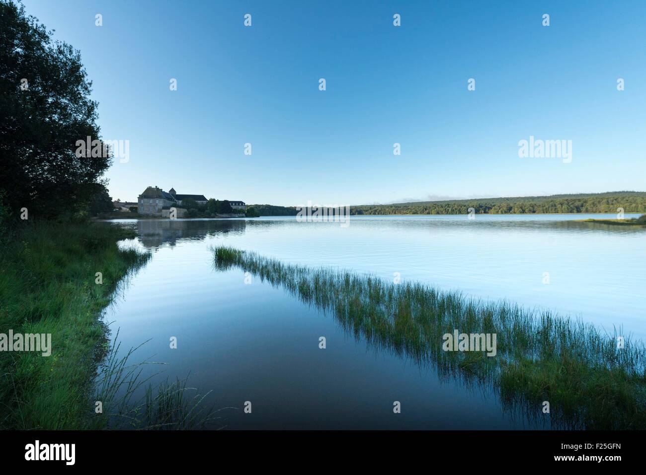 Paimpont hi-res stock photography and images - Alamy