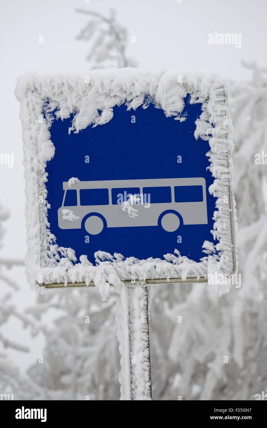 Bus stop france sign hi-res stock photography and images - Alamy