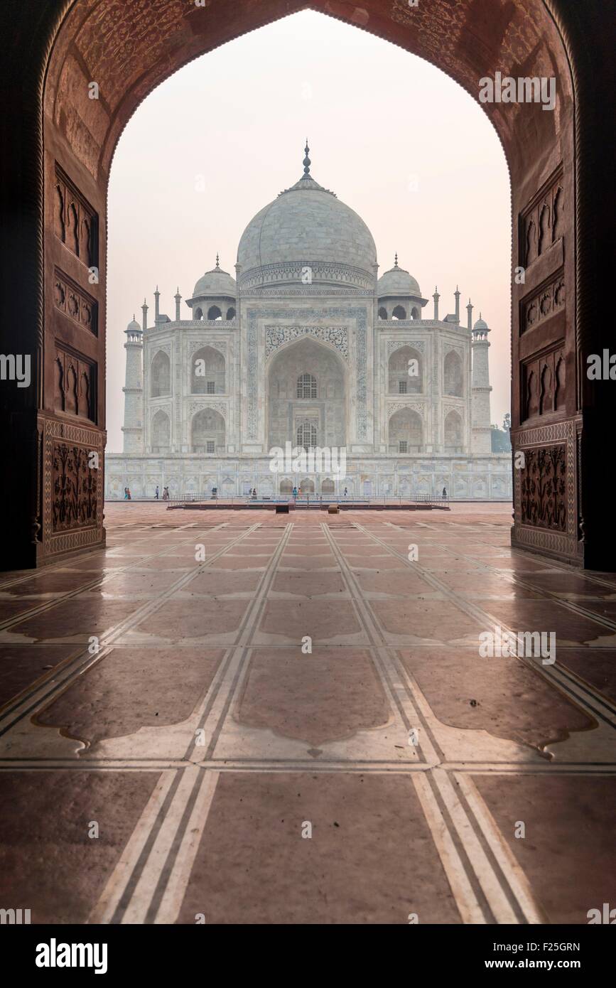 Taj mahal history hi-res stock photography and images - Alamy