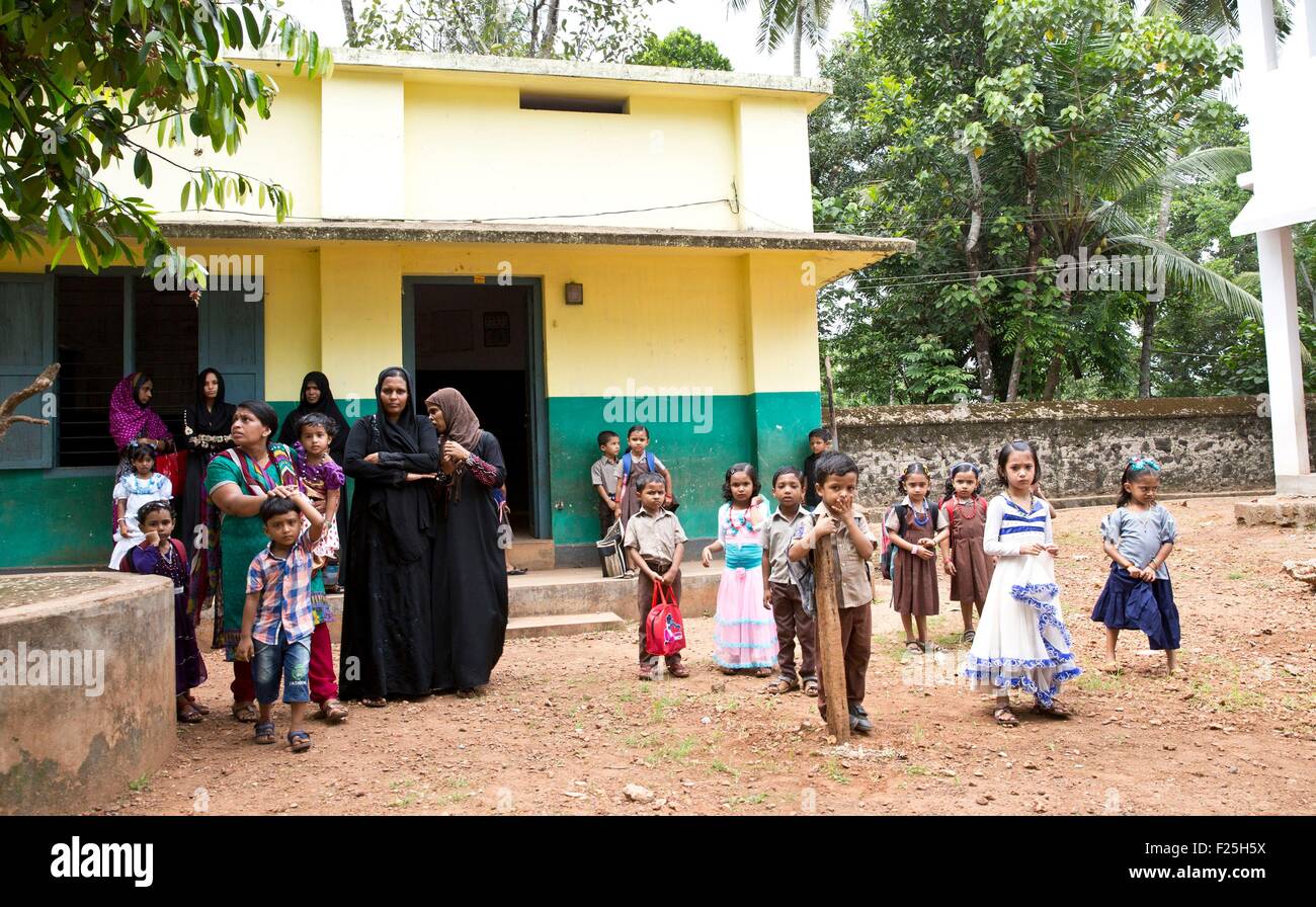 India, Kerala, Kodinhi, twins town Stock Photo - Alamy