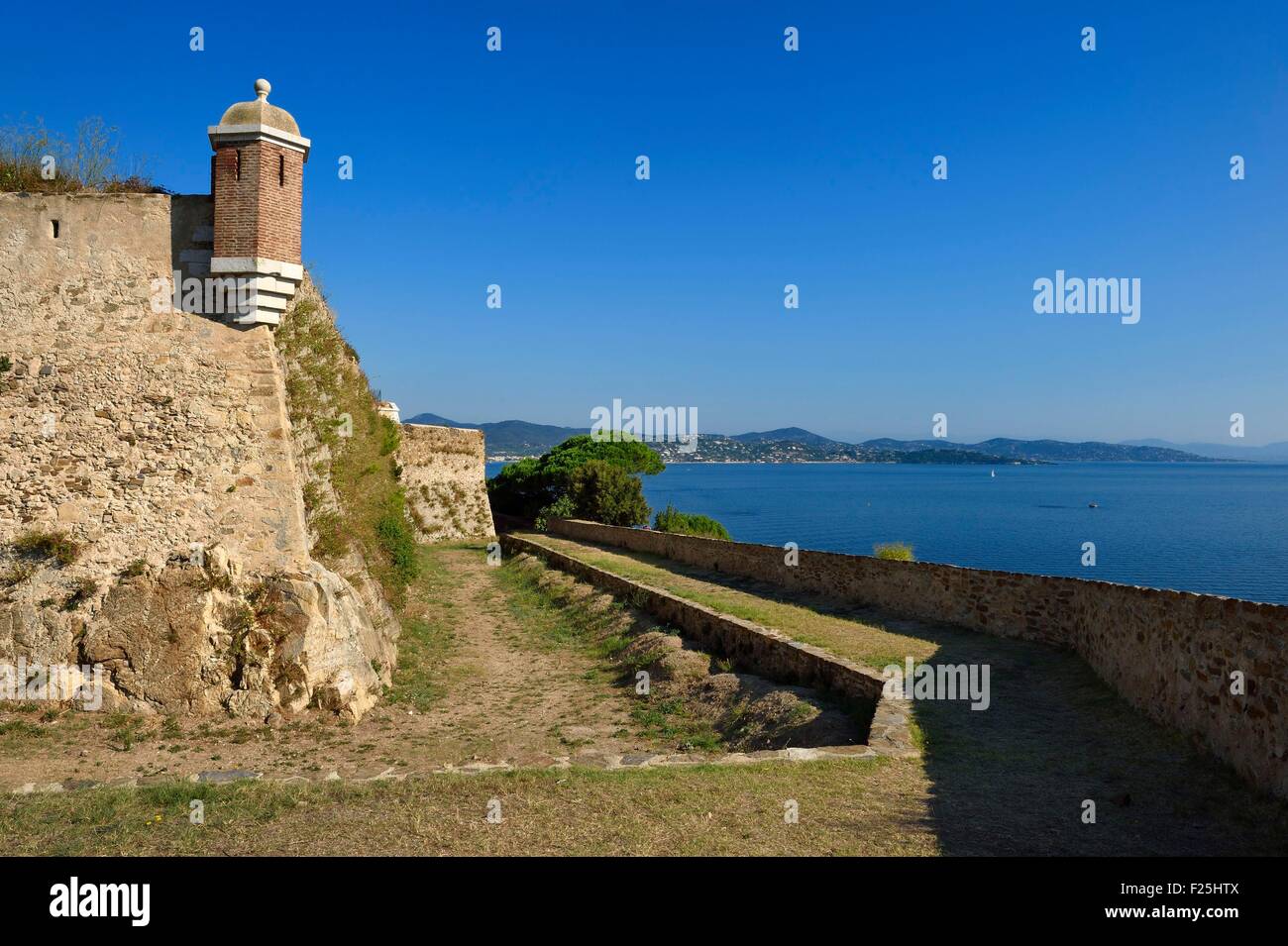 France, Var, Saint-Tropez, 16th century citadel watchtower Stock Photo ...