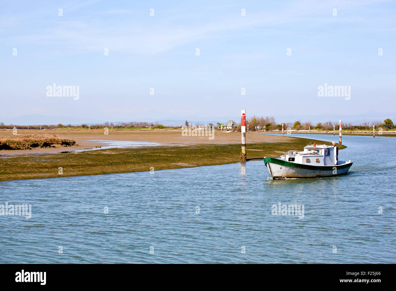 Old boat, Grado Lagoon - Italy Stock Photo - Alamy
