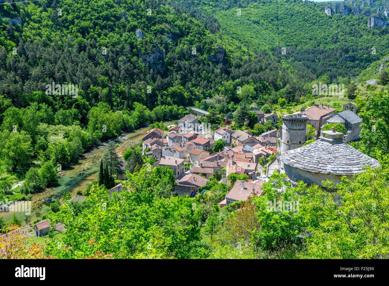 River dourbie valley hi-res stock photography and images - Alamy