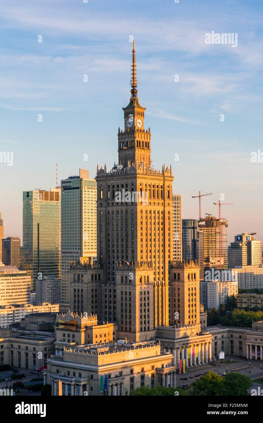 Financial center hi-res stock photography and images - Alamy