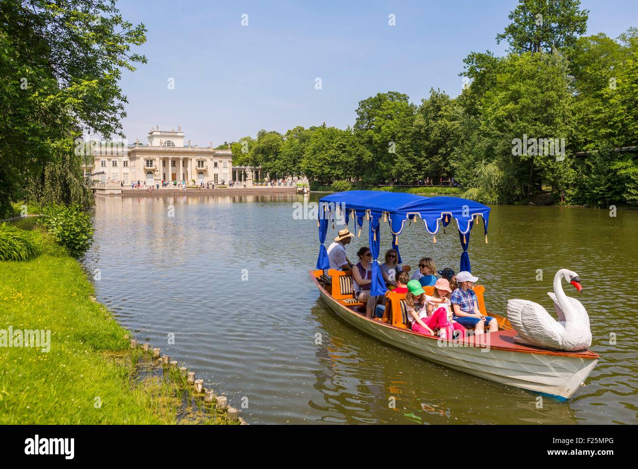 Warsaw water park hi-res stock photography and images - Alamy