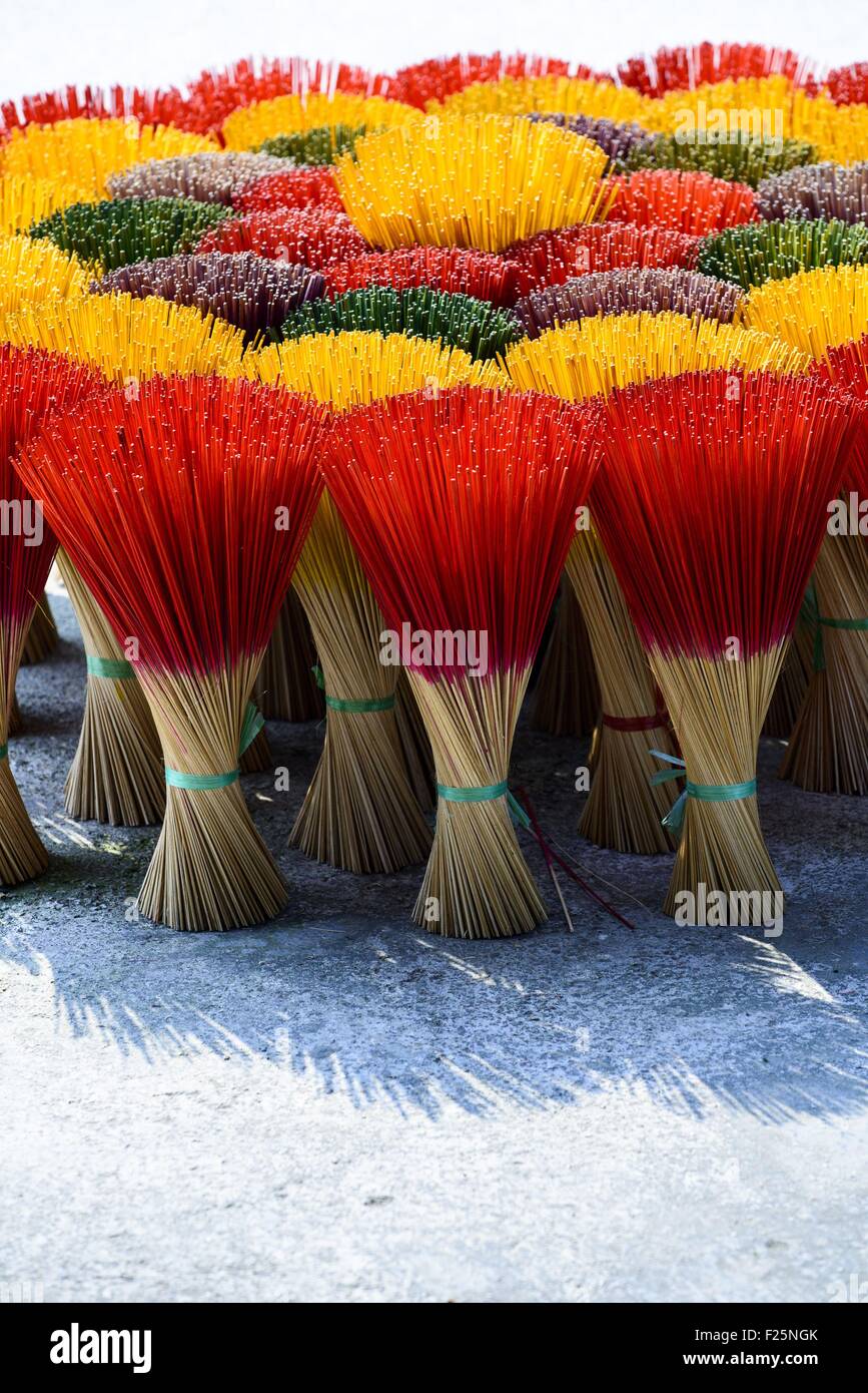Incense sticks drying hi-res stock photography and images - Alamy