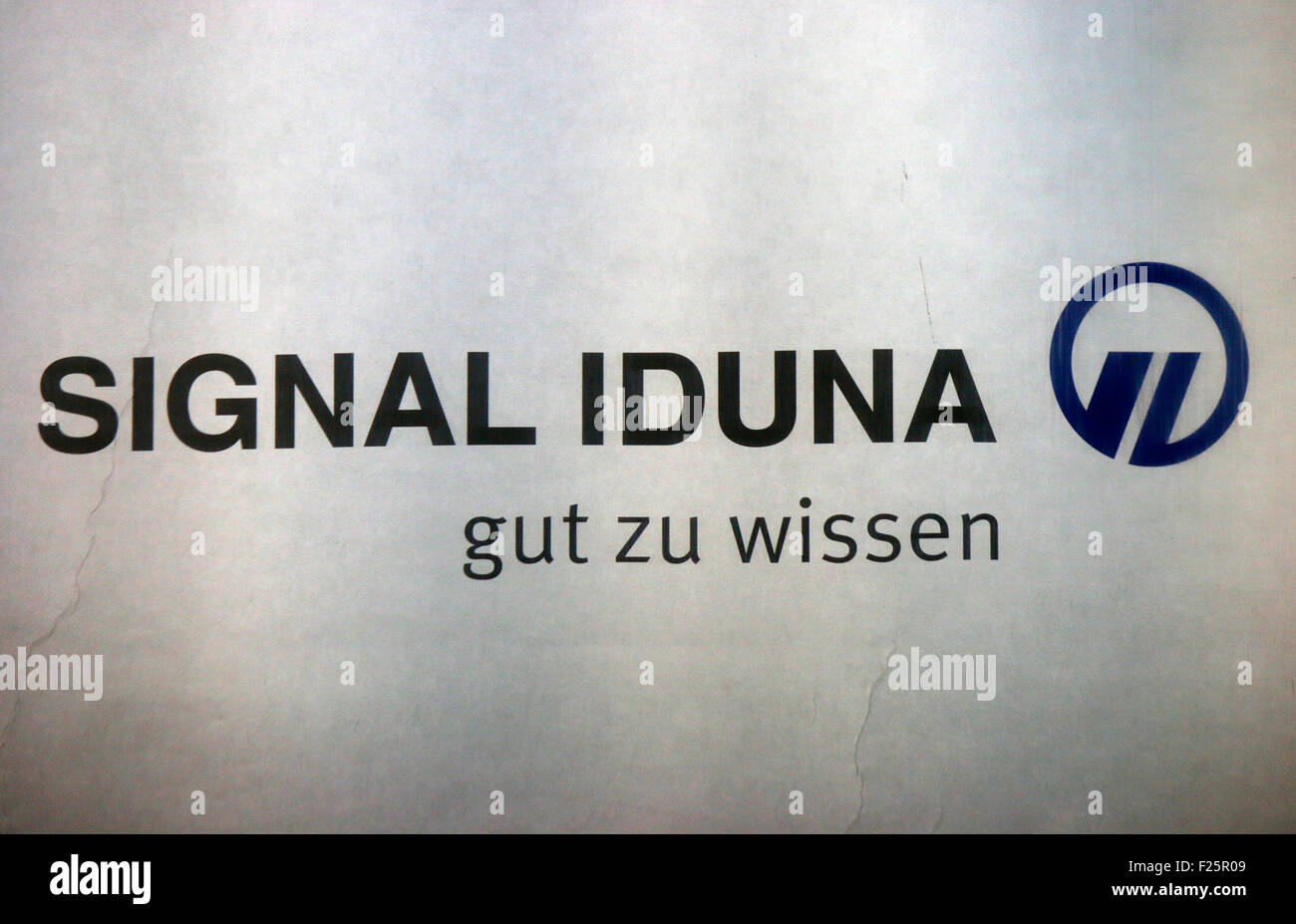 Signal Iduna Logo High Resolution Stock Photography and Images - Alamy